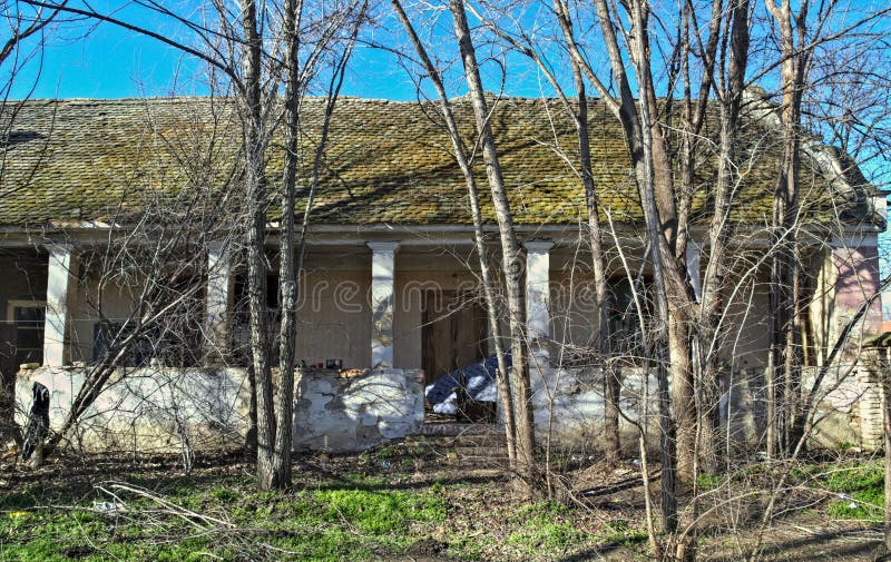 Old Abandoned Rustic House in State of Decay Stock Image - Image of ...