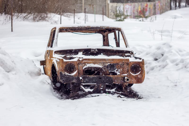 Old Abandoned Rusty Car in Snow in Russian Stock Image - Image of frost ...