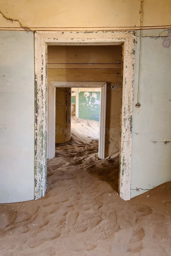 Old, Abandoned Sand-filled Building in the Desert. Kolmanskop, Namibia ...