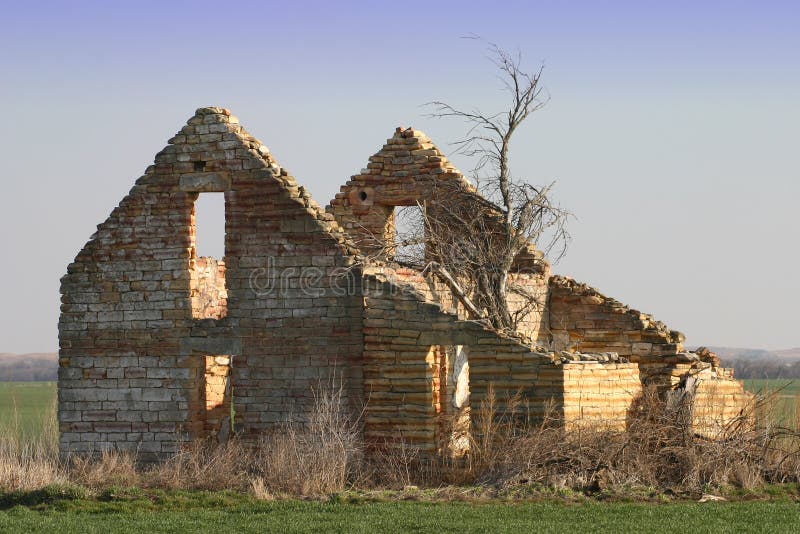 Old Abandoned Stone Farm House Stock Photo - Image of peaceful, rural ...