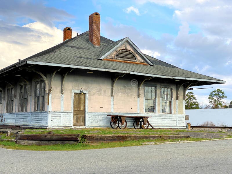 Old Abandoned Train Station Building Stock Image - Image of empty ...