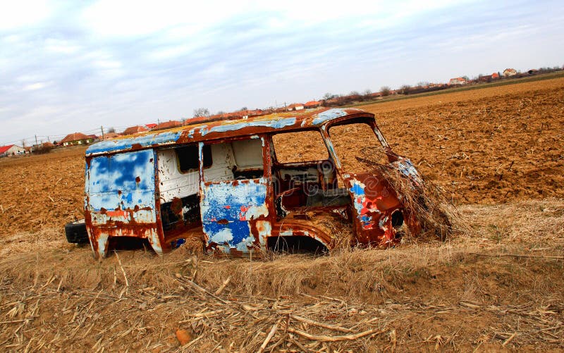 Old abandoned van wreck stock photo. Image of country - 140921198