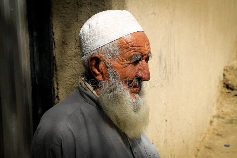 Old afghan man editorial photo. Image of senior, arab - 21219206