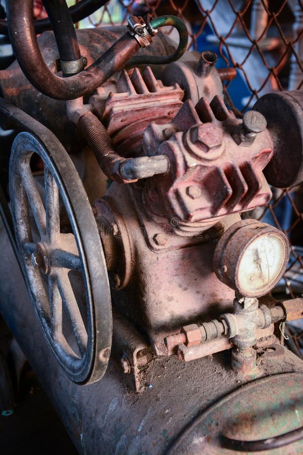 Old air compressor stock image. Image of cylinder, pneumatic - 38747709