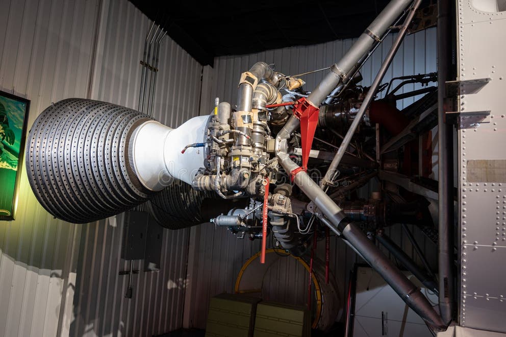 An Old Aircraft Engine in a Museum Editorial Photography - Image of ...