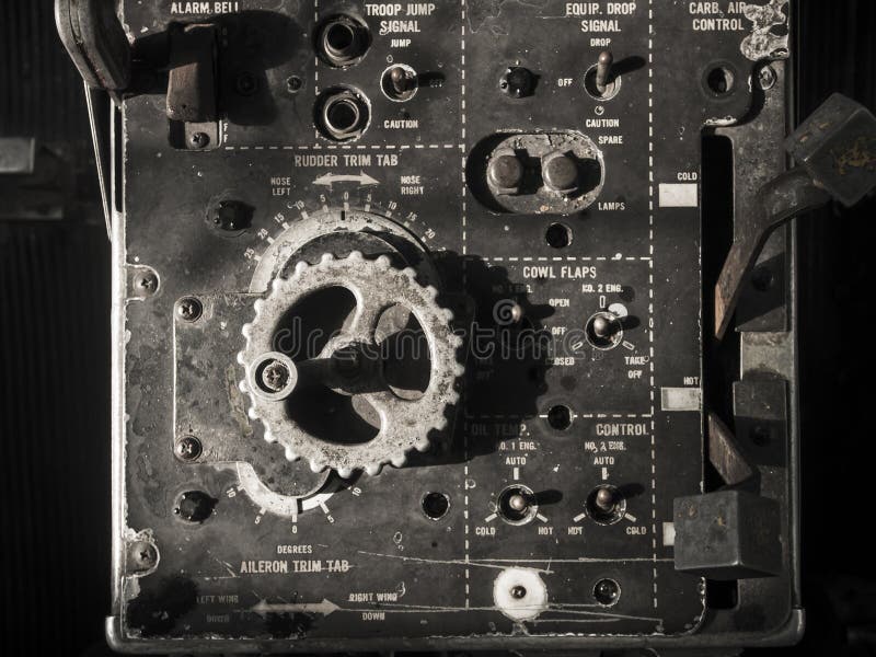 Old Aircraft Instruments Panel Stock Photo - Image of gyroscope ...