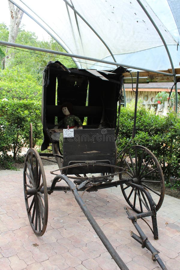 An old amish cart stock photo. Image of used, time, green - 71428714