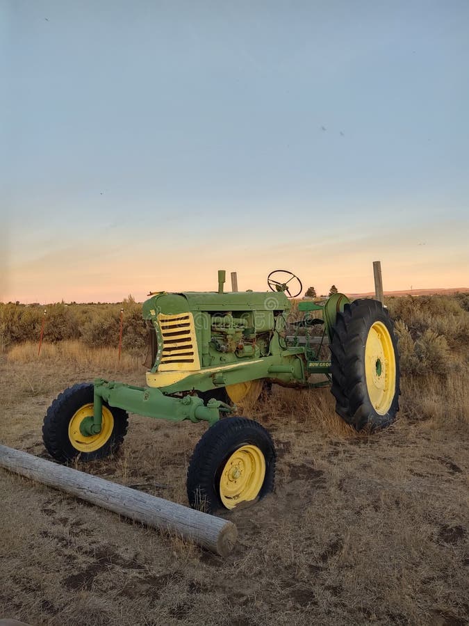 269 Oliver Tractor Stock Photos - Free & Royalty-Free Stock Photos from ...