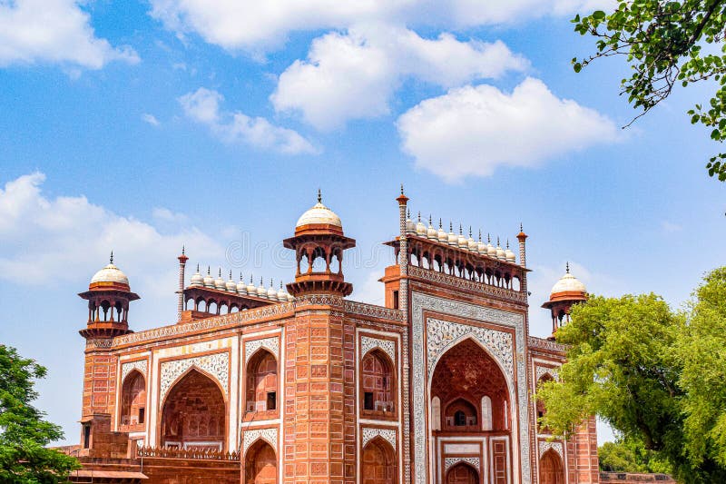 Old Architecture Building Located in India, Old Beautiful Structure ...