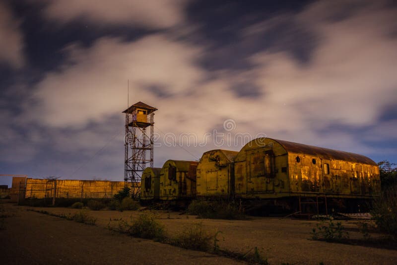 4+ Abandoned outpost Free Stock Photos - StockFreeImages