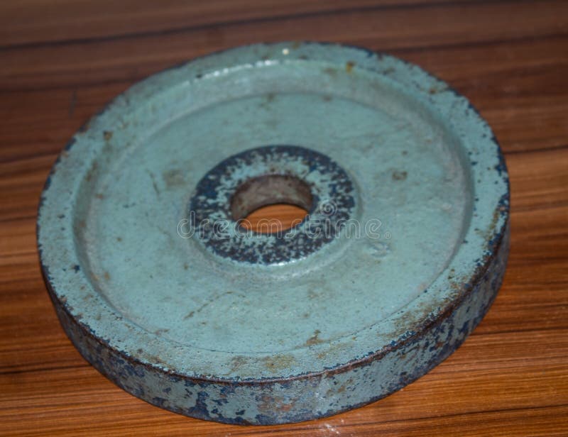 Old Single Barbells at the Tables. Stock Photo - Image of bell, rubber ...