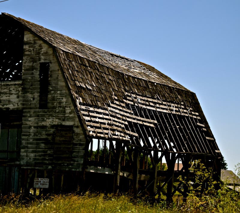 Old Dilapidated Barn Stock Photos - Download 1,801 Royalty Free Photos
