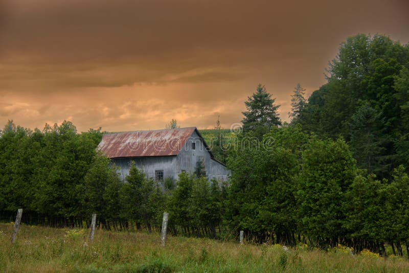 Old barn on a farm stock image. Image of wooden, canada - 253977777