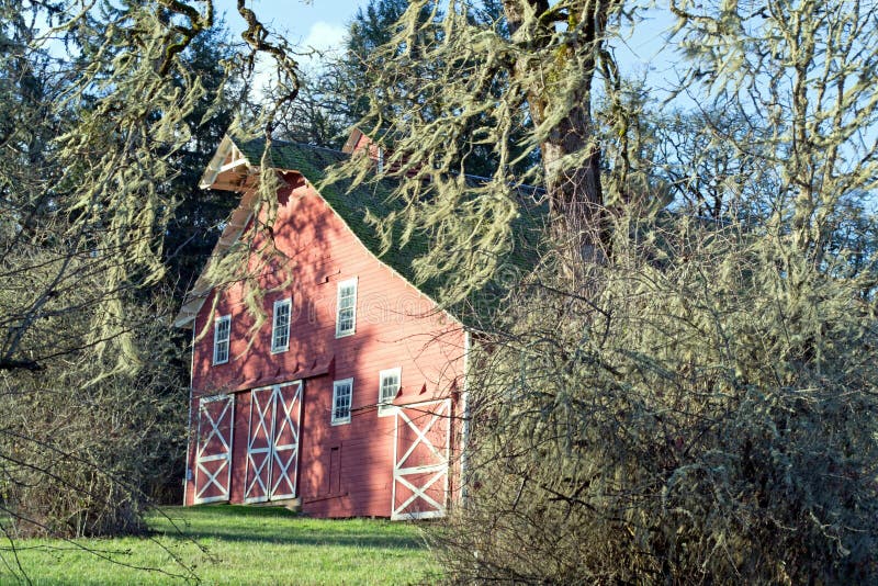 Old Barn at Findlay Game Refuge Oregon Stock Image - Image of woods ...