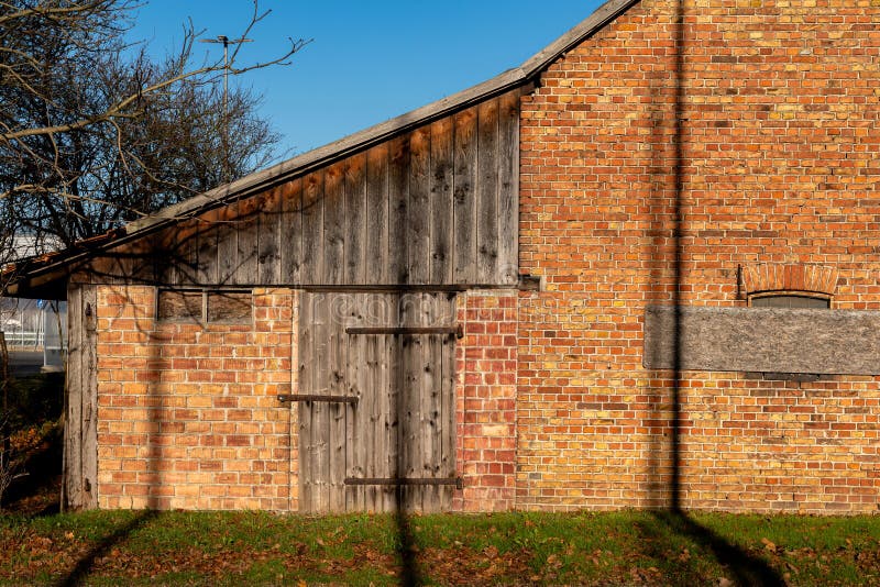 Old Barn Structure Showcasing Rustic Charm in Bright Sunlight Stock ...