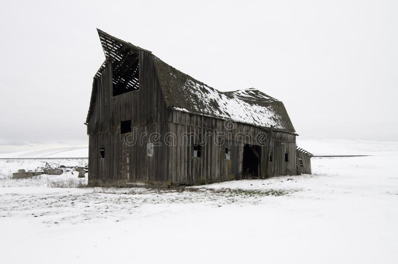 Old barn in winter stock image. Image of rural, winter - 18207905