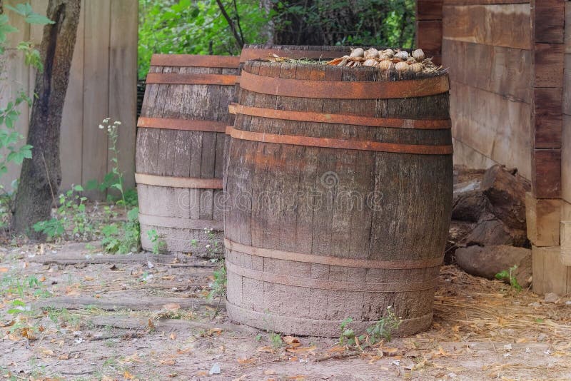 Barrel Rusty Circle Background Stock Image - Image of color, corner ...