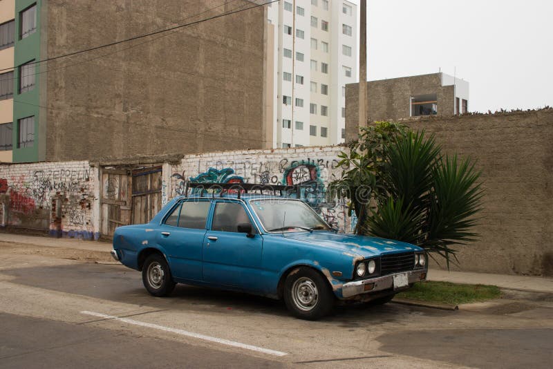 Old bashed up car stock image. Image of blue, open, headlamps - 29545245