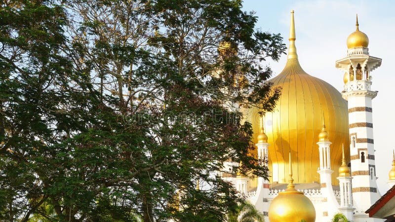Old and Beauty Traditional Mosque in Kuala Kangsar Stock Photo - Image ...