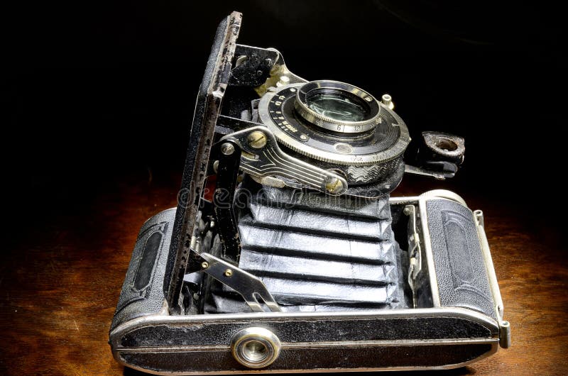 Old bellows camera stock photo. Image of antique, vintage - 38042294