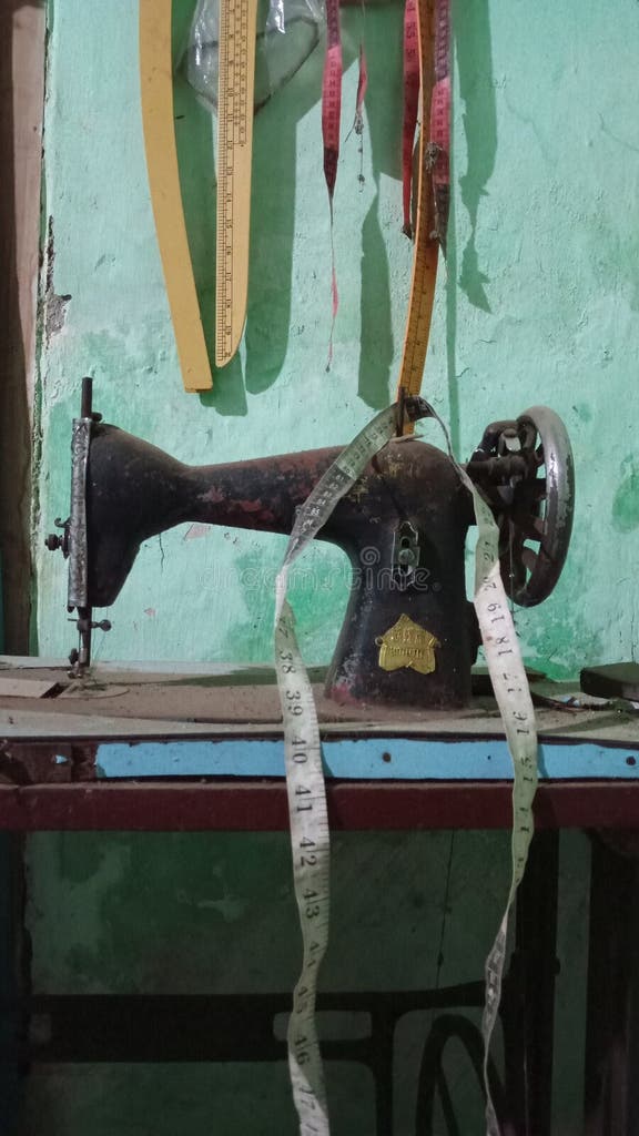 Old Black Sewing Machine, Needle, Thread, Torn Clothes, Rotating ...
