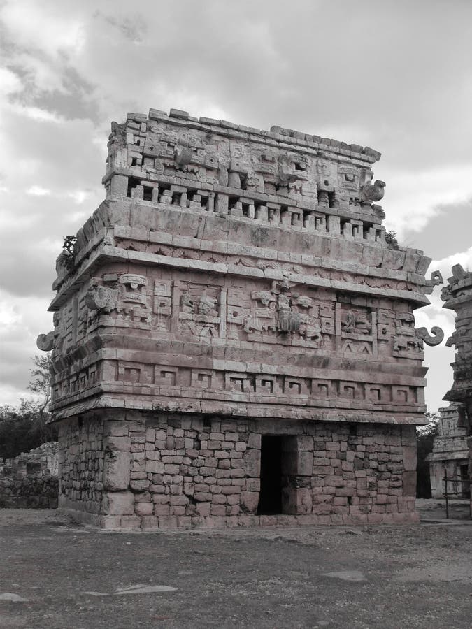 Old Black & White Construction in Chichen Itza Stock Photo - Image of ...