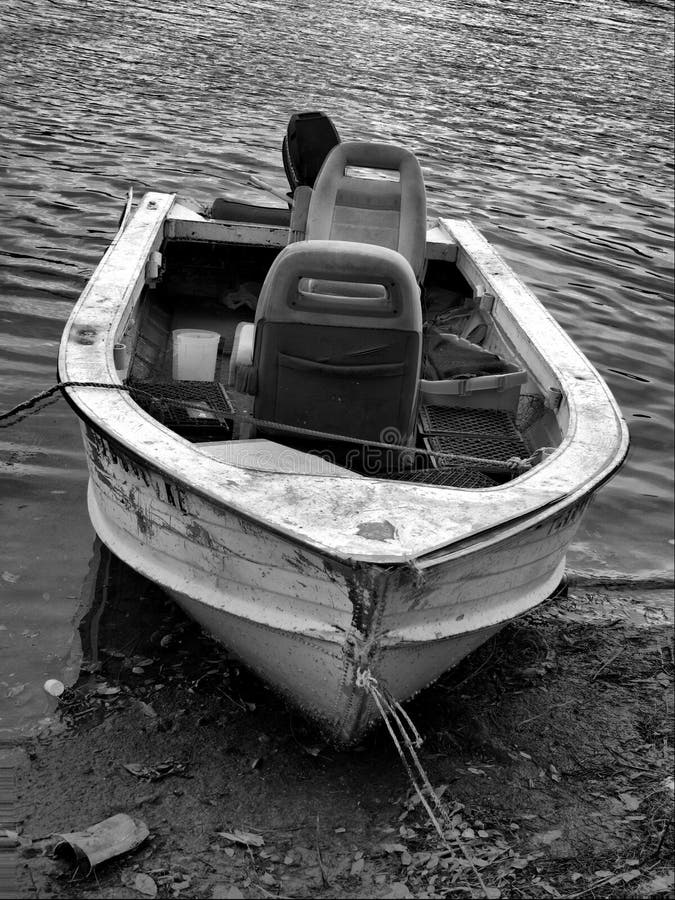 Old boat on shore stock image. Image of craft, outboard - 3737873
