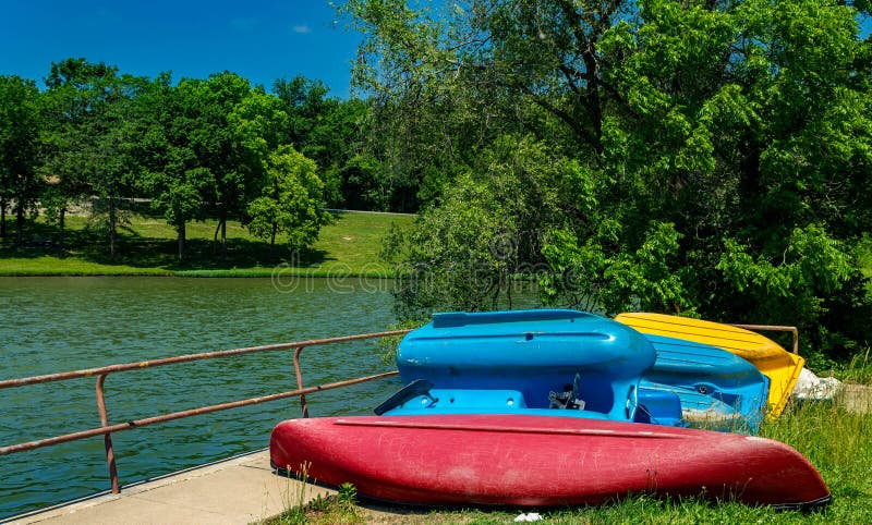 Old boats stock image. Image of outdoors, nature, canoe - 94643721