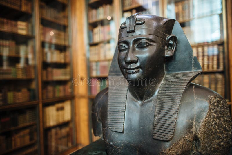 Library in British museum editorial photography. Image of british ...