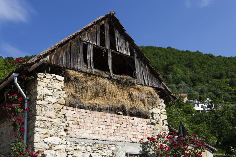Old brick barn stock image. Image of farm, aged, countryside - 25084547