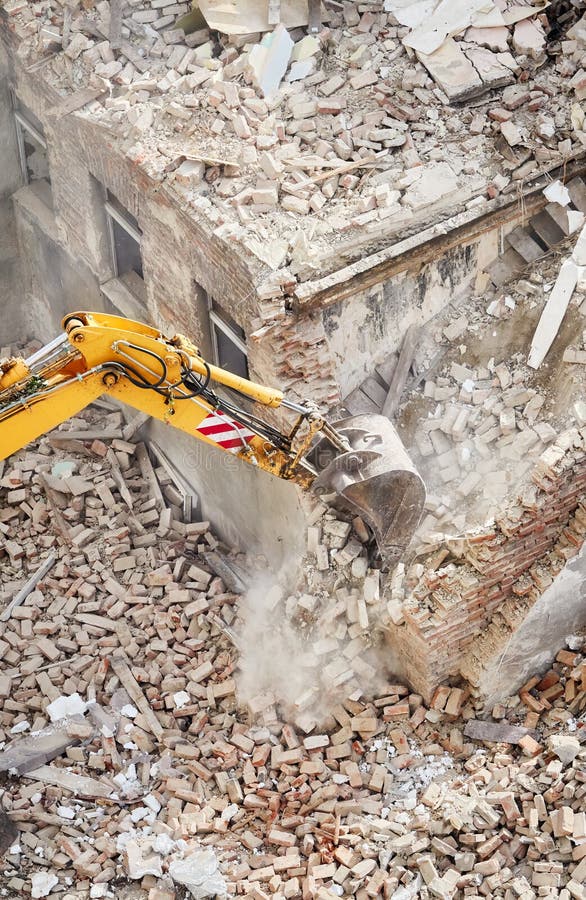 109 Building Demolition Excavator Dust Cloud Stock Photos - Free ...
