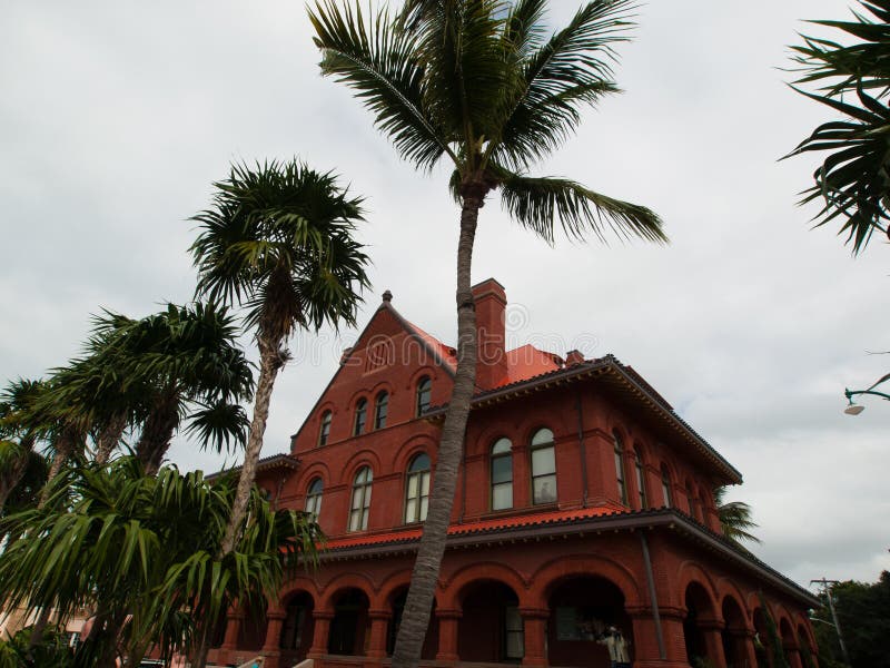 Old Brick Building editorial image. Image of plantae - 283660875