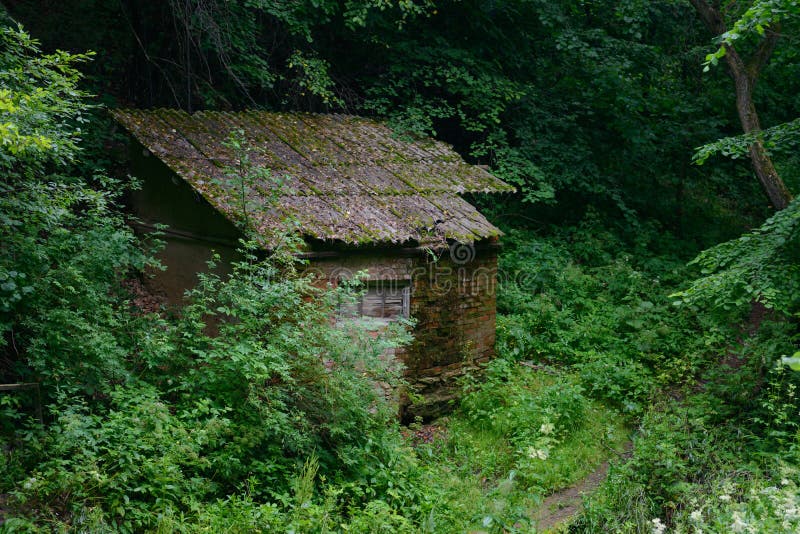 Brick country house stock image. Image of frame, architecture - 87073095