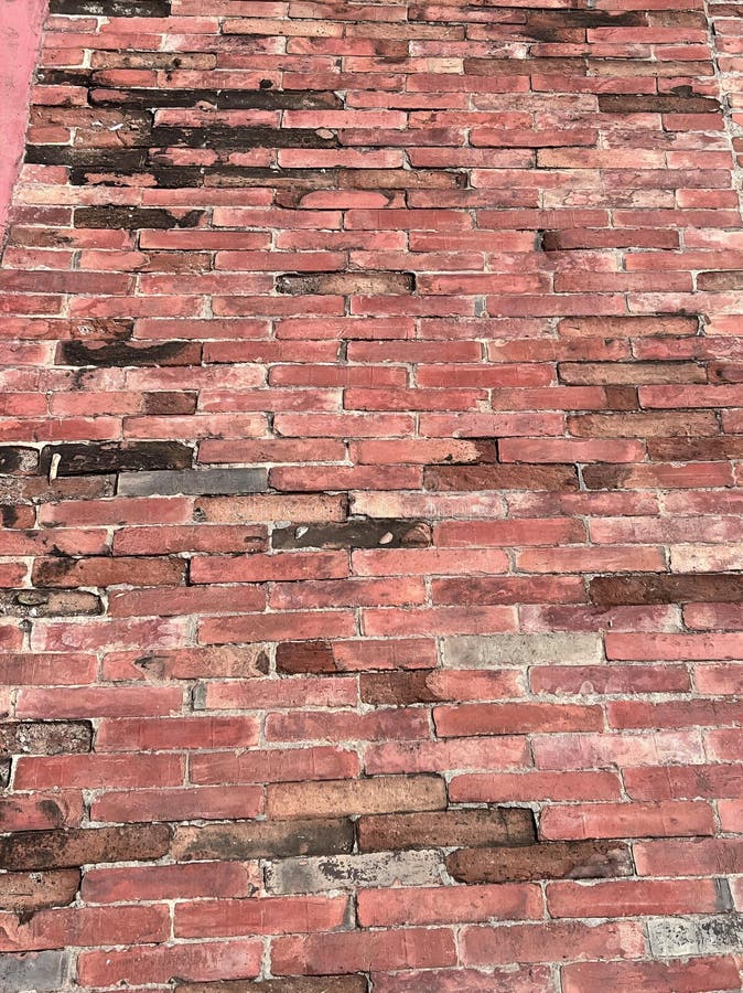 The Old Brick Wall is Now a Great Example of How To Make a Brick Wall ...