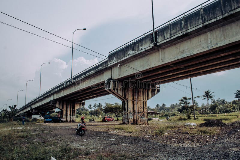 Old Bridge editorial photography. Image of java, vehicle - 227610242
