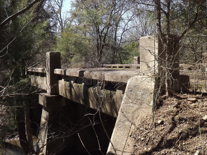 Old Bridge stock image. Image of nostalgia, bridge, concrete - 88846913