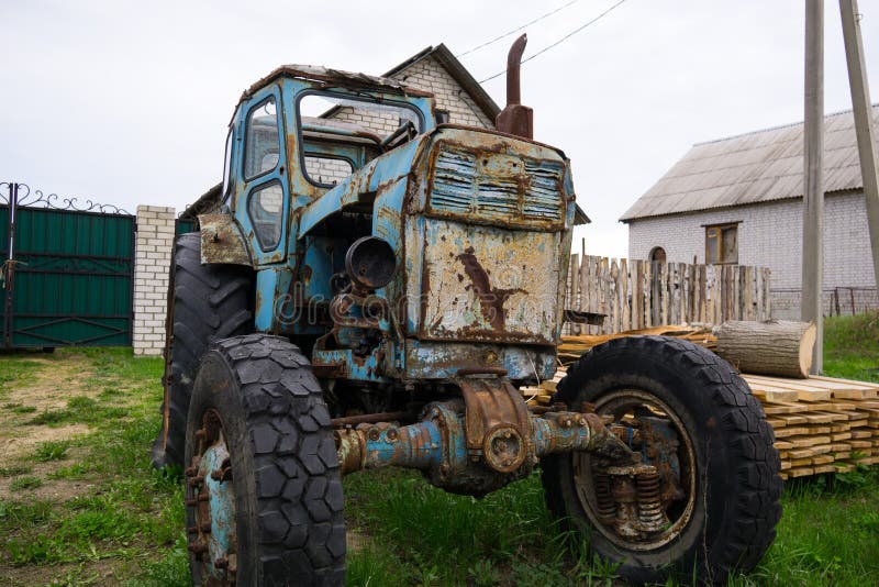 2,251 Broken Tractor Photos - Free & Royalty-Free Stock Photos from ...