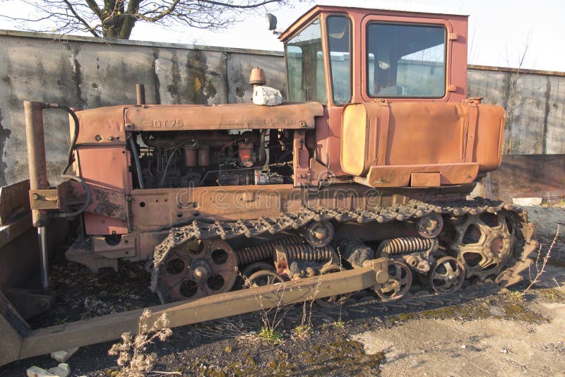 Old Broken, Rusty Bulldozer Stock Photo - Image of square, rusty: 147648976