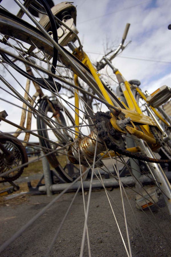 440 Old Bike Scrap Photos - Free & Royalty-Free Stock Photos from ...