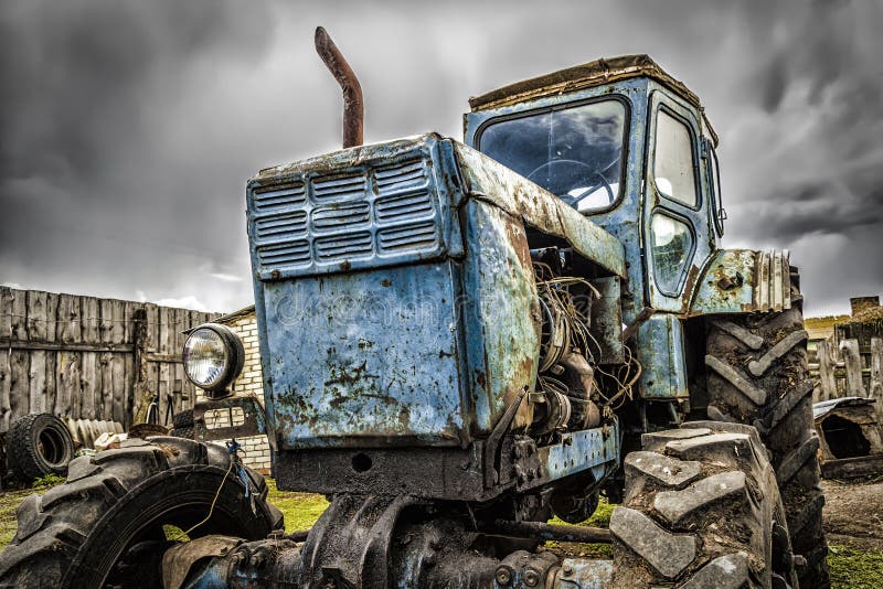 2,251 Broken Tractor Photos - Free & Royalty-Free Stock Photos from ...