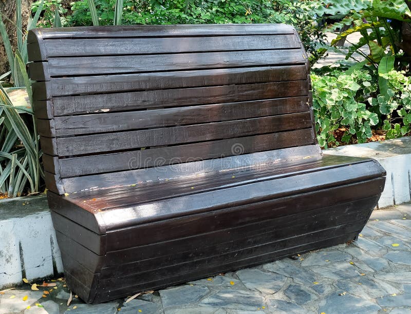 Old Brown Wooden Park Bench at a Park Stock Image - Image of bench ...