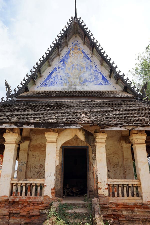 Old buddhist temple stock image. Image of temple, gate - 85133013