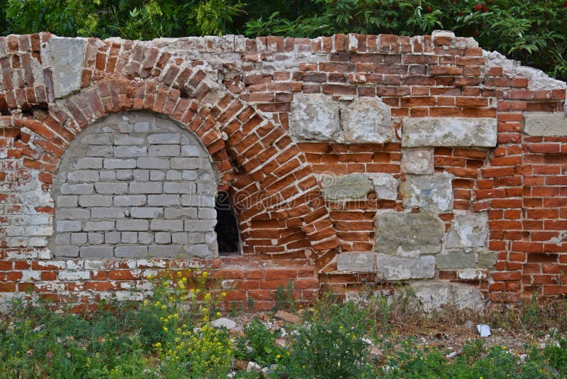 Old Building.Collapsed Brick Wall Stock Image - Image of building ...