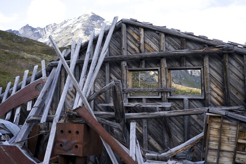 Old Building Falling Apart stock image. Image of architecture - 38820411