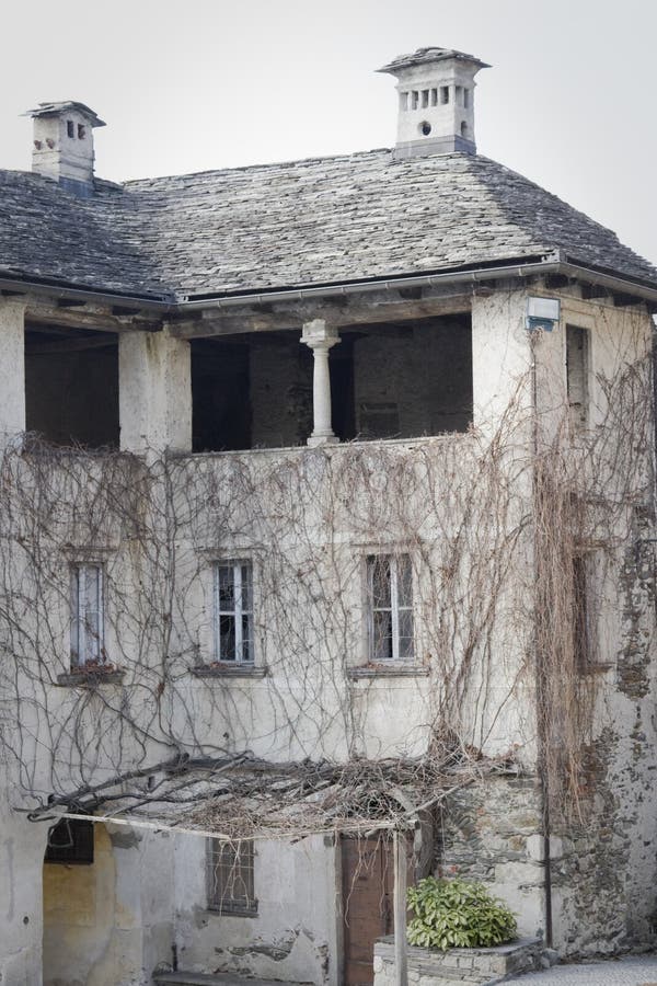 Old Building in Orta San Giulio Stock Image - Image of roof, house ...