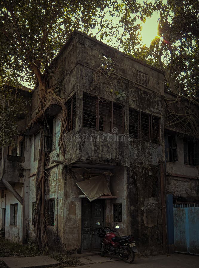 Old Building . Old Style House . Haunted House. Abandoned Old House ...