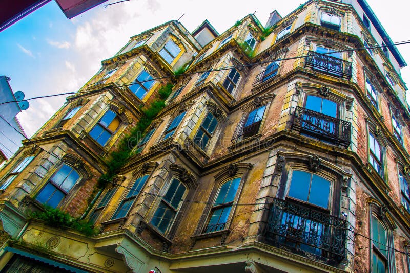 Old buildings in Istanbul stock image. Image of istanbul - 54765723