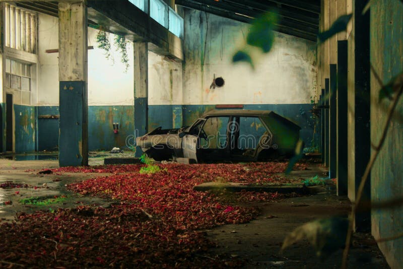 Old Burnt Car in an Abandoned Building Stock Image - Image of burnt ...