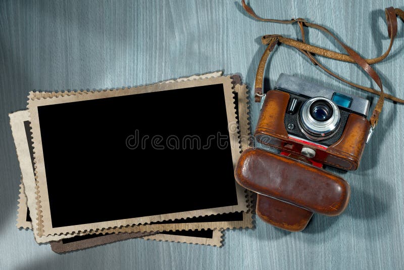 Old Camera And Blank Photo Frames Stock Illustration - Illustration of ...