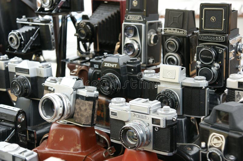 Old camera editorial photo. Image of antique, photographic - 45168606